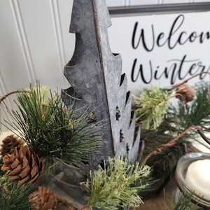 Rustic Winter Christmas Vignette ~ Cabin Christmas ~ Farmhouse ...