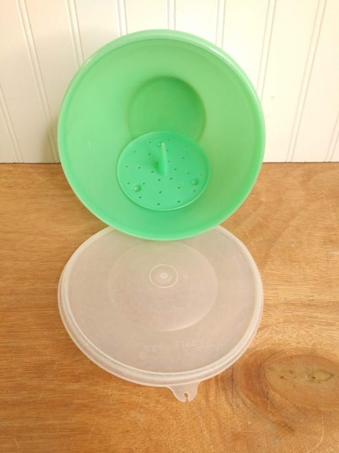 Tupperware Vintage Crisp It Lettuce Keeper Bowl ~ Vintage Tupperware - Etsy