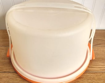 TUPPERWARE White Sheer Lid 10 Round Cake Taker Traveling Cake Harvest ...