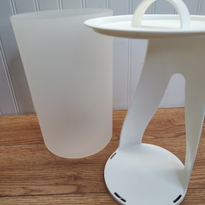 Tupperware Bagelstor Bagel Doughnut Keeper Taker Dispenser 3501 - Etsy