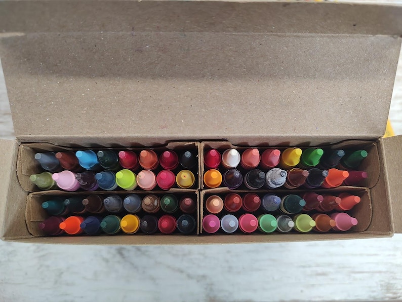 1990 Crayola Crayon Collector’s Colors Tin – Limited Edition ~ Hall of ...
