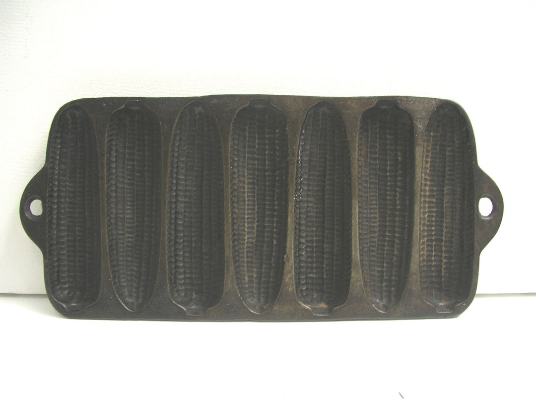 Vintage Cast Iron Cornbread Stick Muffin Pan 7 Corn Cobs MADE IN USA "b ...