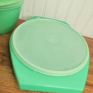 Garden Tupperware Jadite Bundle ~ Thin Stor ~ Lettuce Keeper ~ Strainer ...