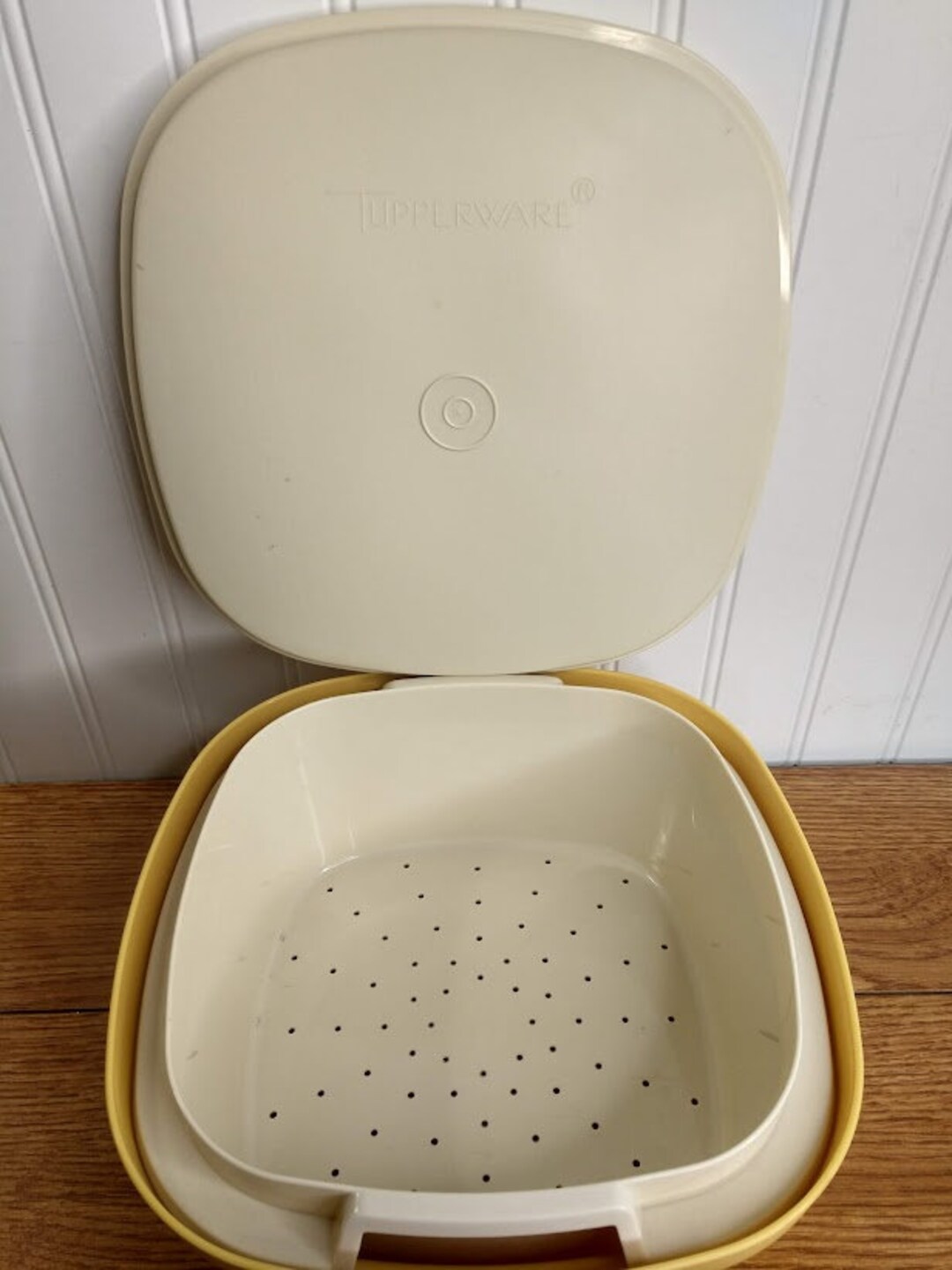 Tupperware Multi-server 3pc Set Gold & Ivory Tupperware Harvest Gold ...