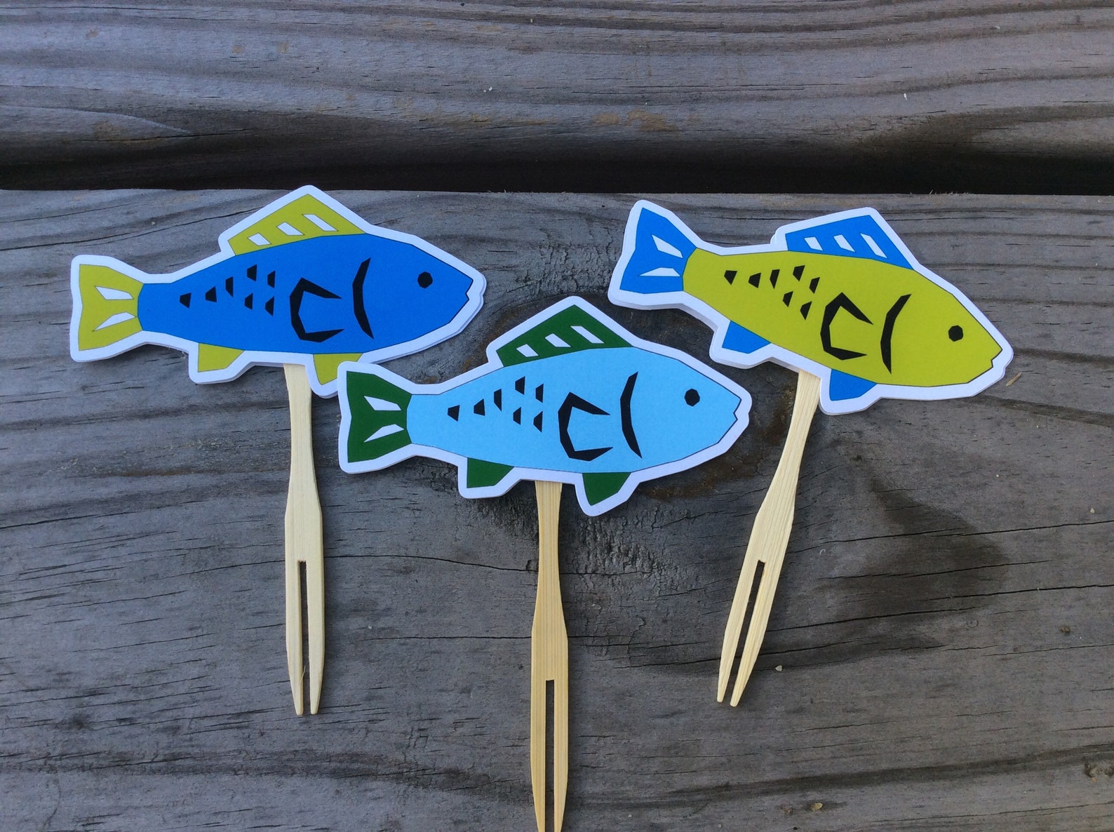 Fishing Party Cupcake Toppers - Fishing Cupcake Toppers Fishing Party ...