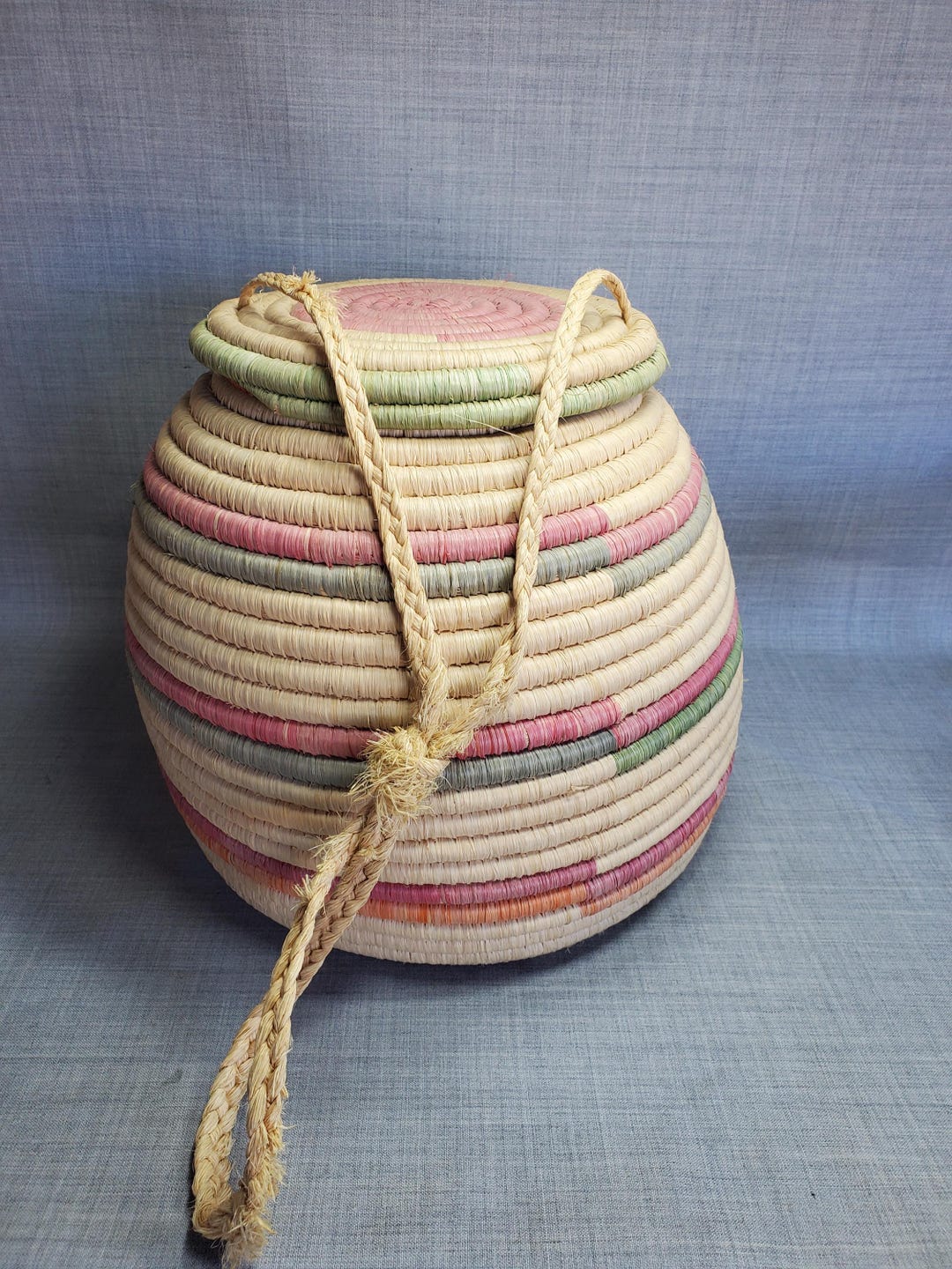 Large Woven Basket With Lid, Grass African Basket, 10 1/2 X 10 1/2 In ...