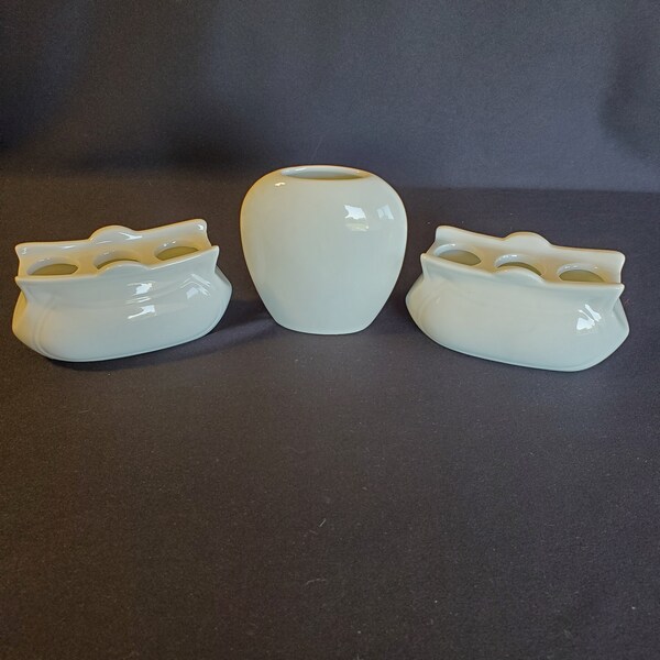 White Bud Vase - Etsy