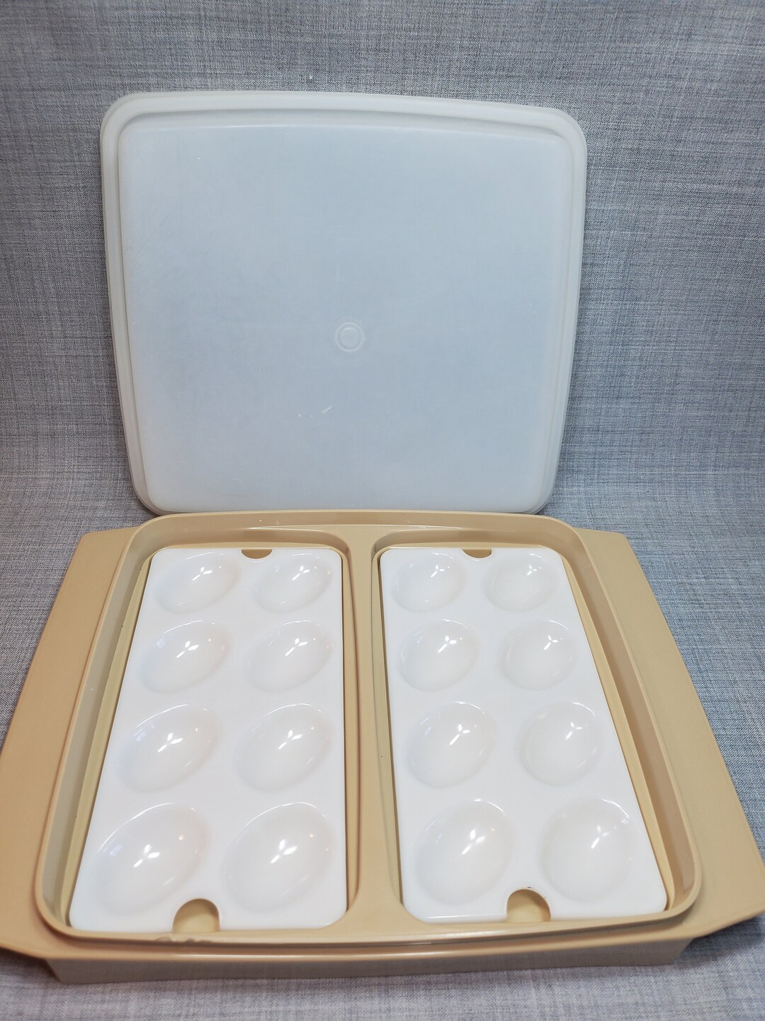 Vintage Tupperware Deviled Egg Carrier, Tupperware Deviled Egg Tray - Etsy