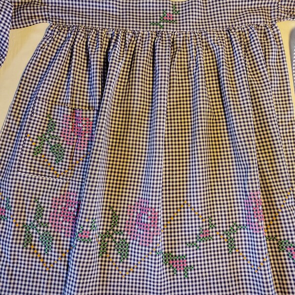 Gingham Apron - Etsy