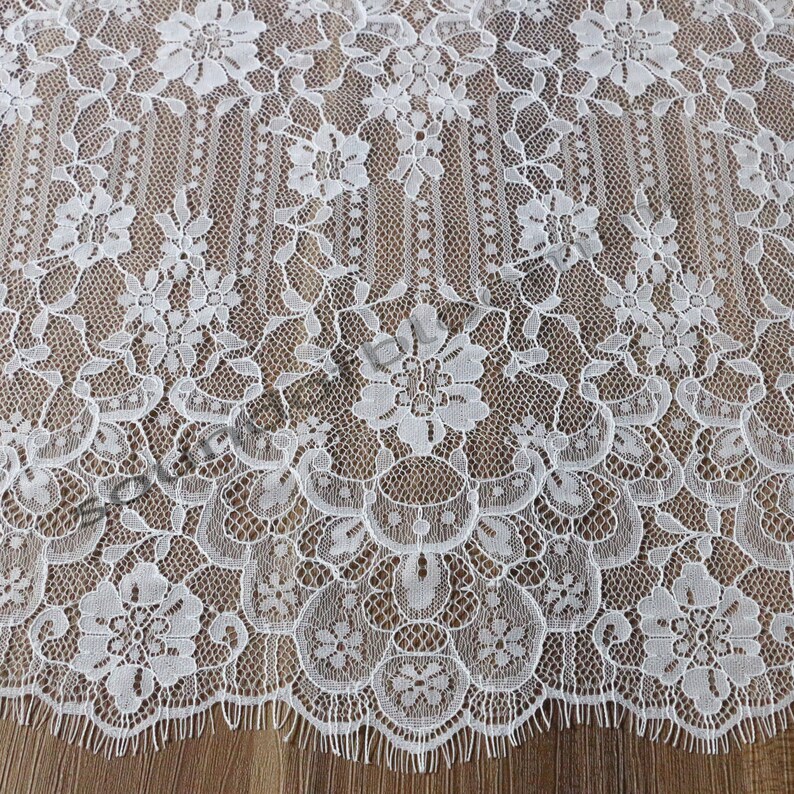 18"| 45.7cm Flower Table Runner, Lace Table Topper Centerpiece, Wedding ...
