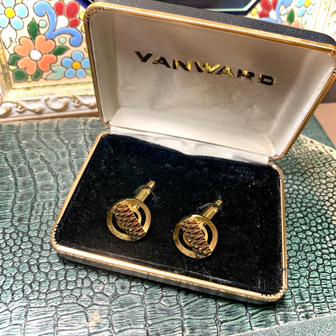 Vintage Cufflinks in Original Box. Great Vintage Gift. 14K Gold-plated ...