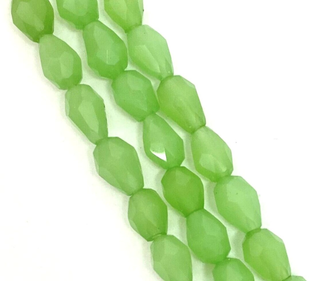 2 or 4 Large Teardrop Beads, 15x10 Mm, OPAQUE PALE GREEN, Translucent ...
