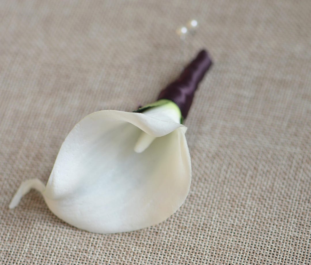 Ivory Calla Lily Boutonnieres Real Touch Flowers Wedding Boutonnieres ...