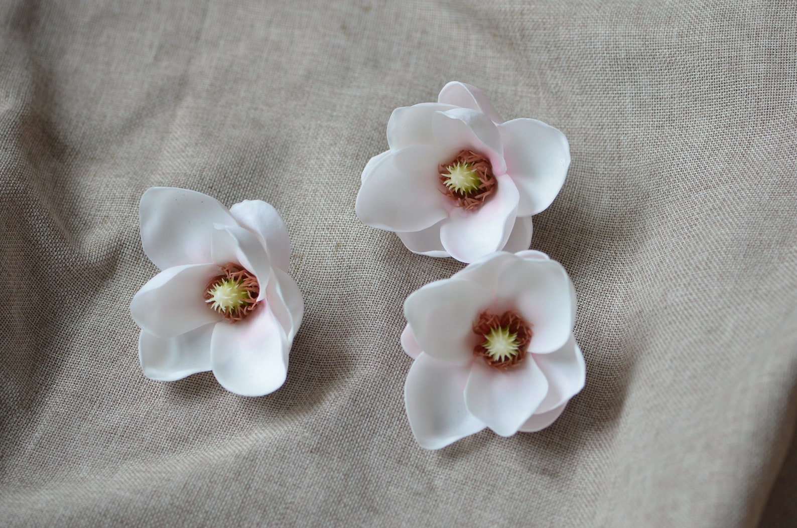 Real Touch Magnolias Heads PU Magnolias Cake Toppers DIY Wedding ...