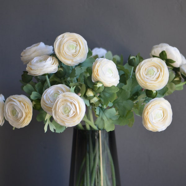 Ranunculus Bouquet - Etsy