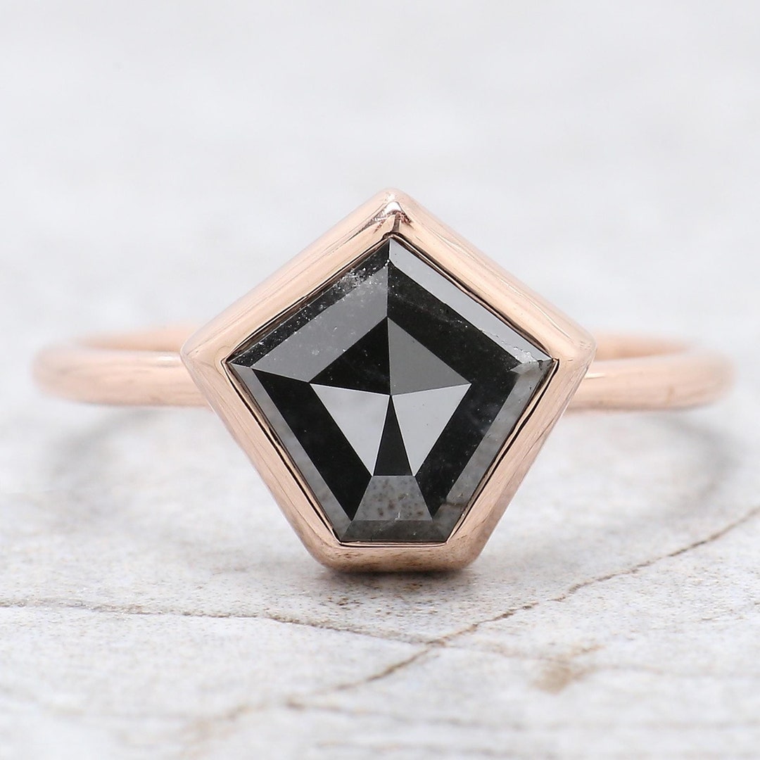 Pentagon Cut Black Color Diamond Ring 2.28 Ct 8.75 MM Pentagon Shape ...
