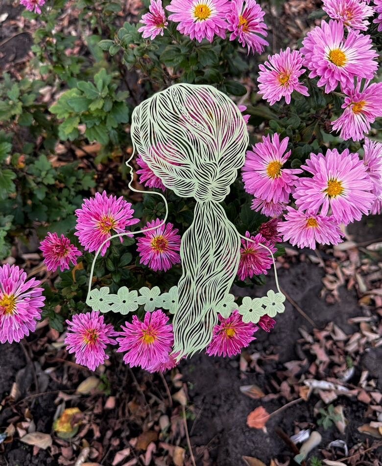 Small Paper Cut Art Girls Silhouette Weaving - Etsy