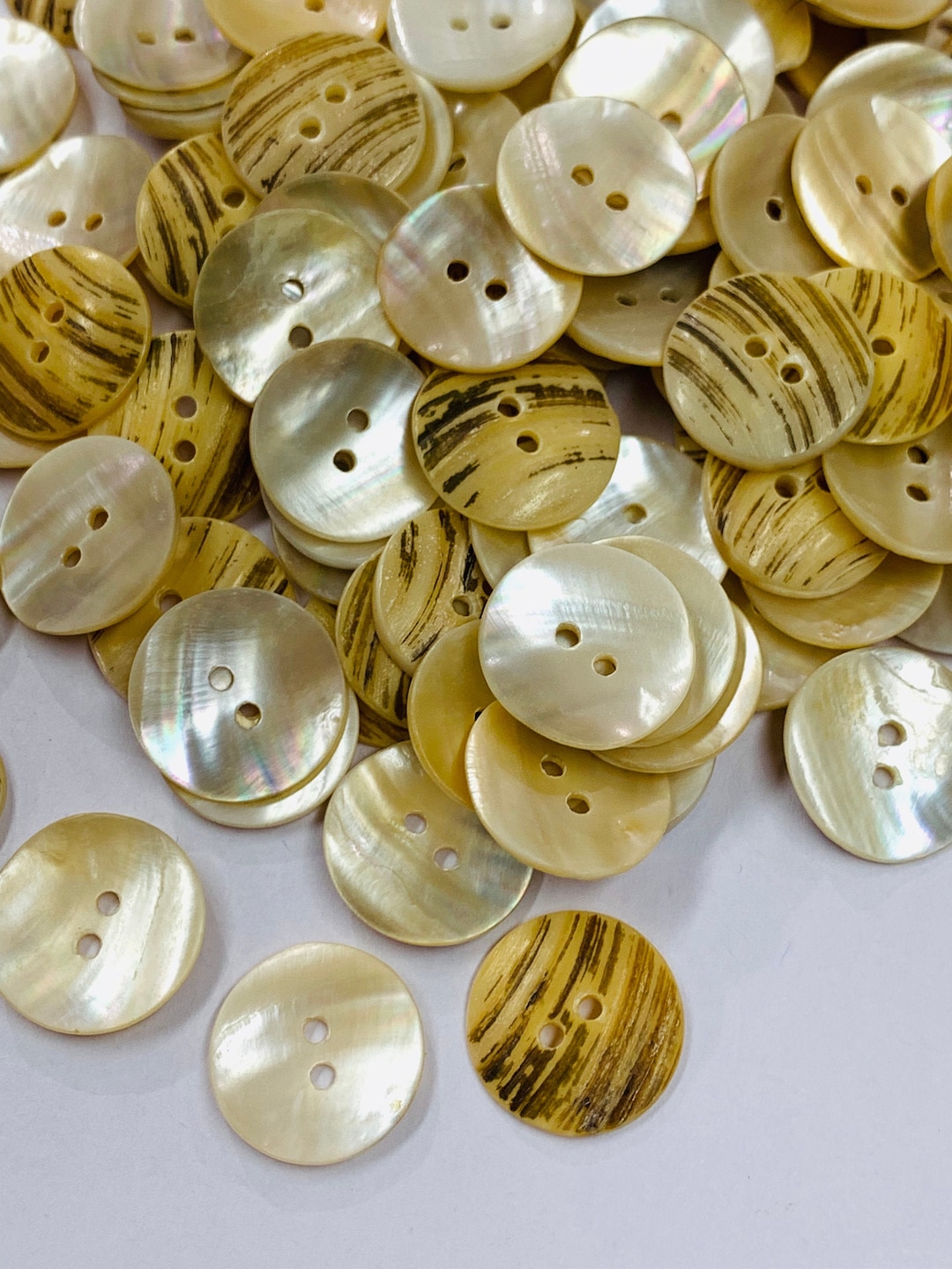 Natural River Shell Buttons Shell Button MOP Buttons Cream - Etsy
