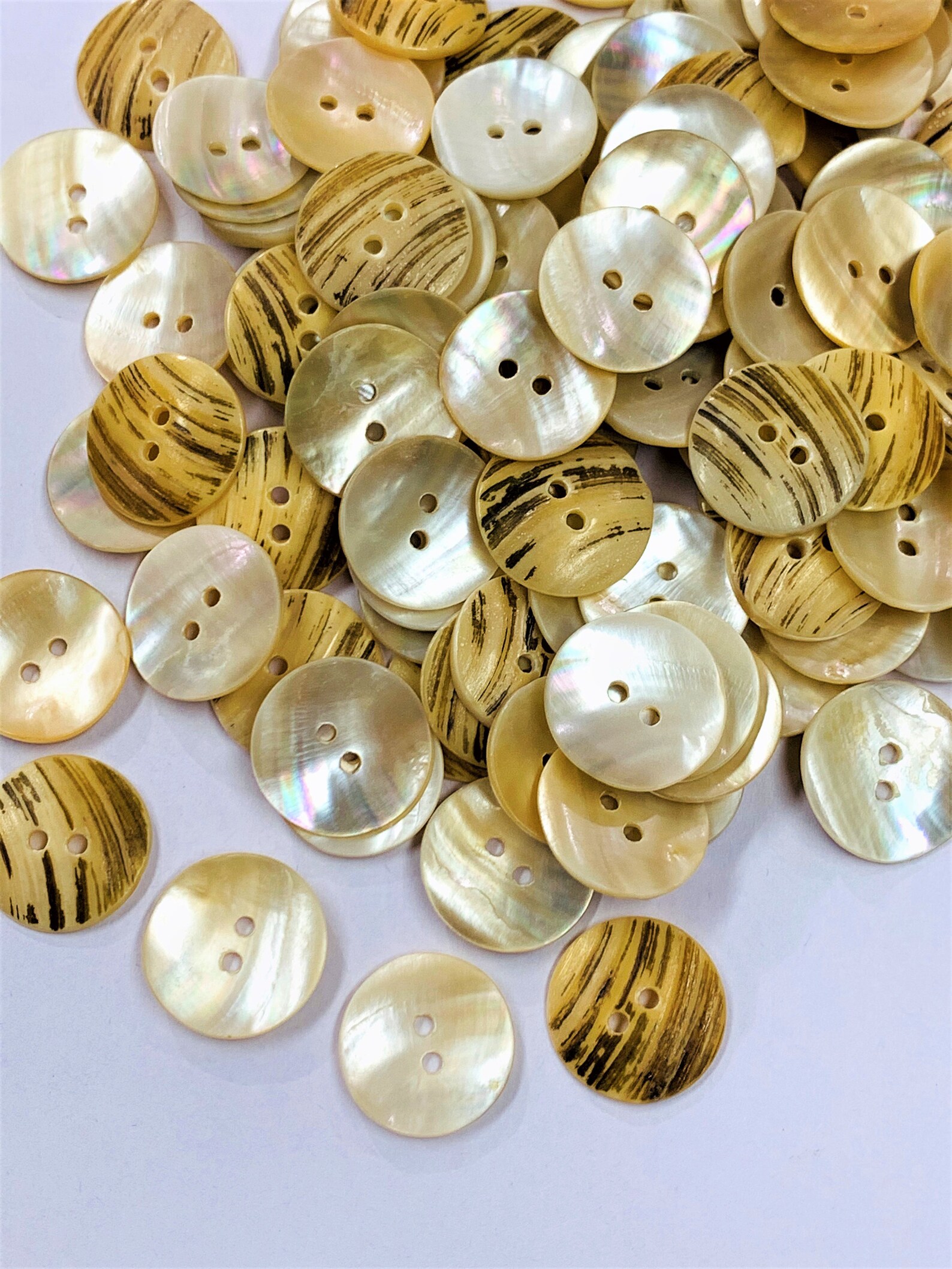 Natural River Shell Buttons Shell Button MOP Buttons Cream - Etsy