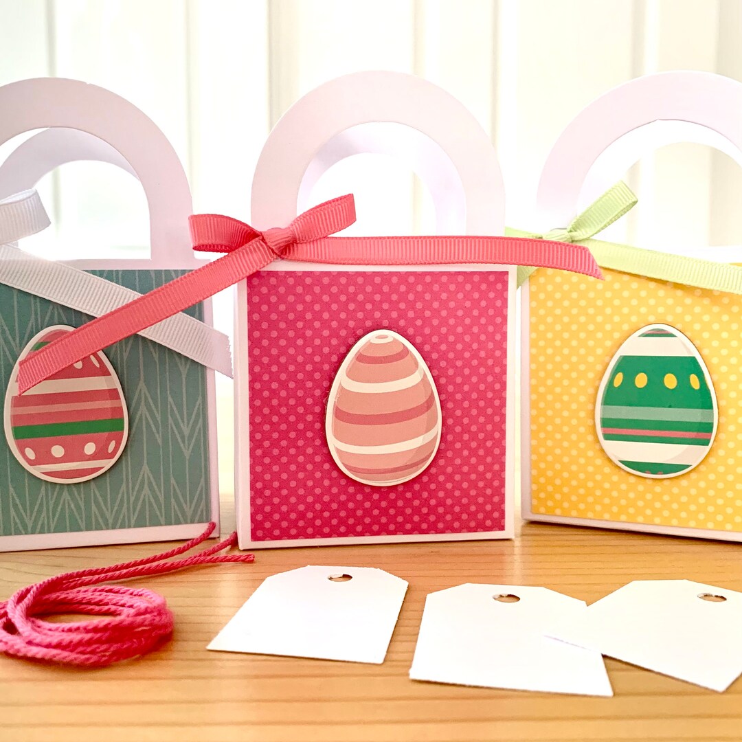 Easter Treat Bags. MINI Sized. Easter Party Favor, Goodie Bags. Candy ...