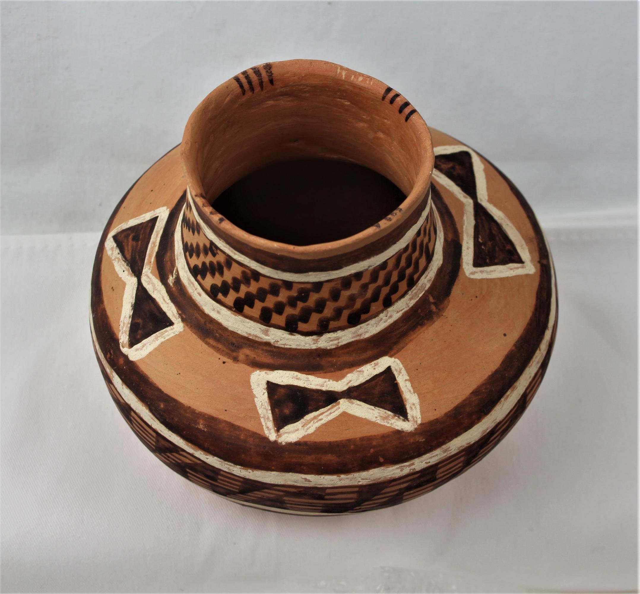 Native American, Homolovi Polychrome Jar With Butterflies, Ca. 1250 ...