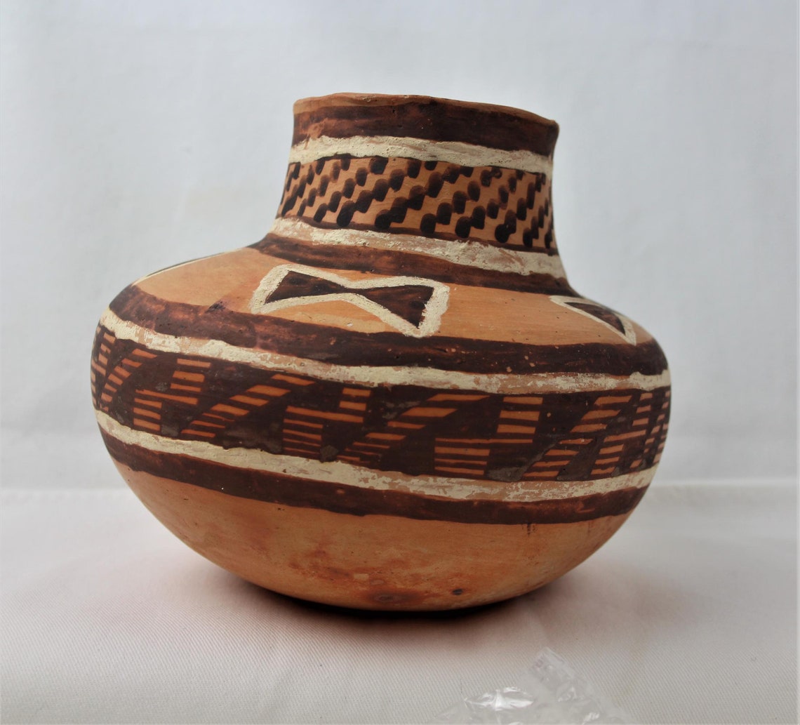 Native American, Homolovi Polychrome Jar With Butterflies, Ca. 1250 ...