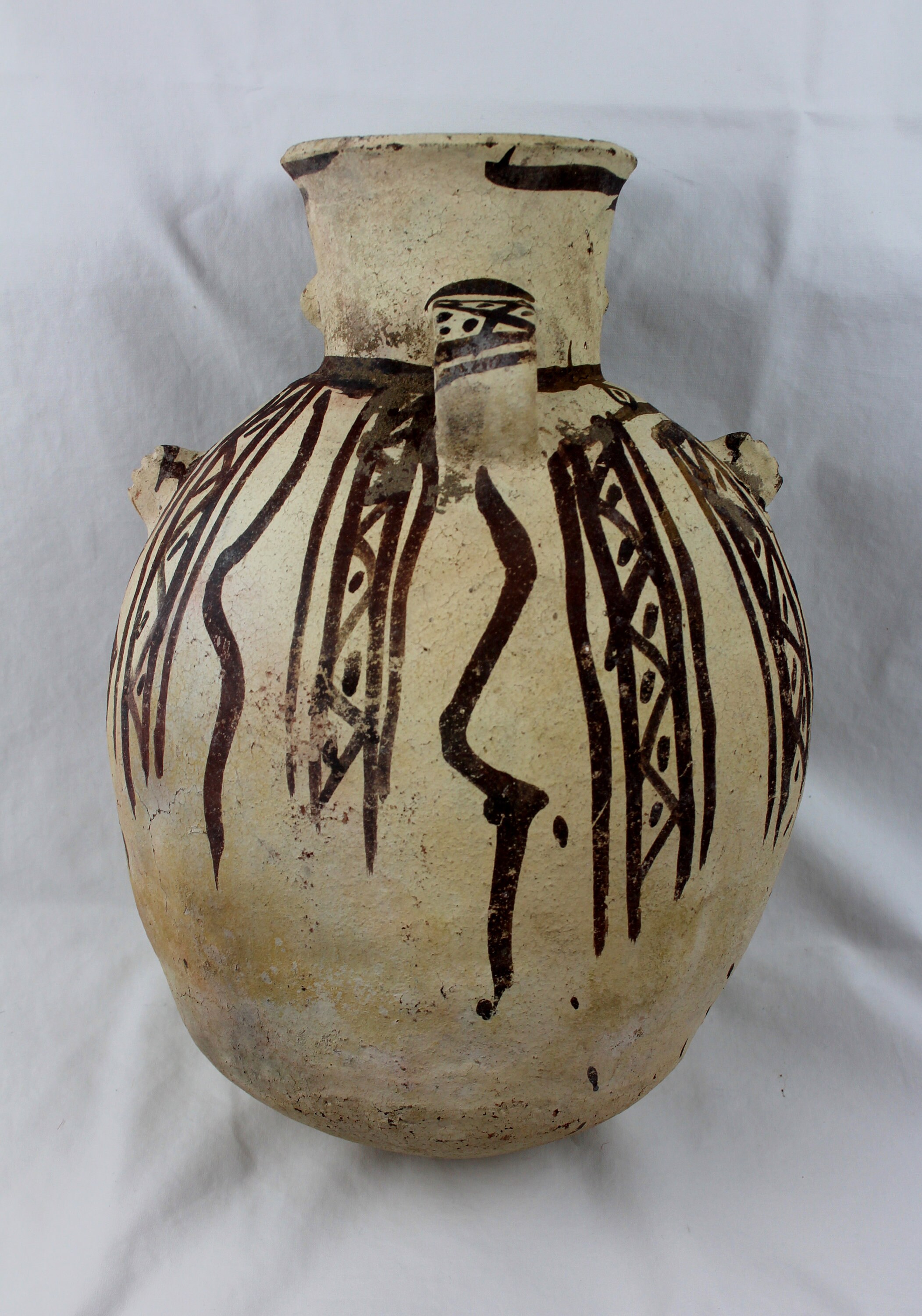 Pre-columbian, Chancay Anthropomorphic Bichrome China Pottery Storage ...