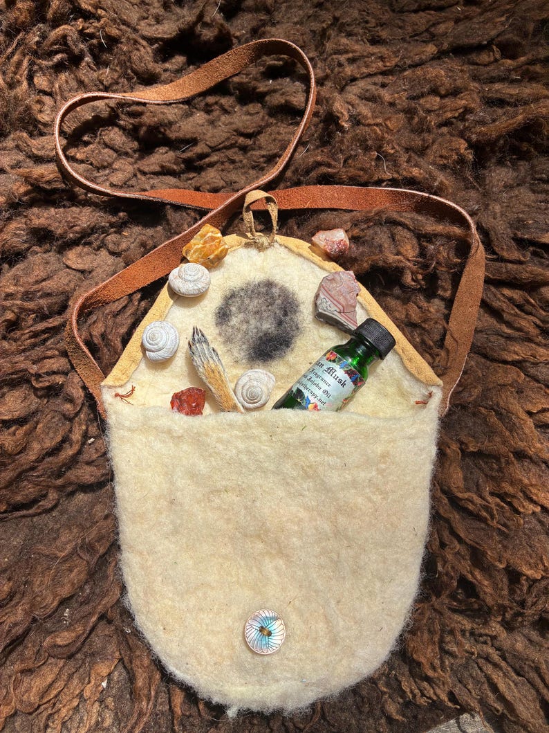 Tiny Unicorn Felted Wool Pouch - Etsy
