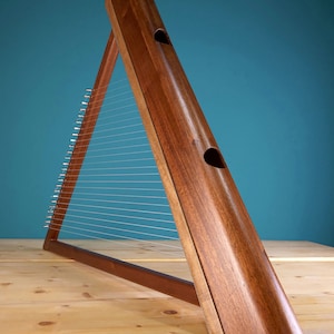 Epigonion – Ancient Greek Harp (24 Strings) - Etsy