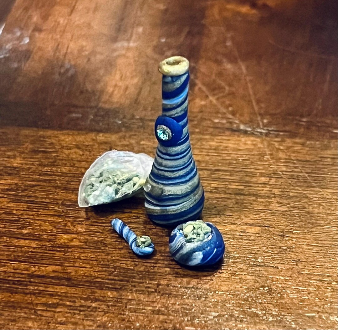 Miniature Pipe/smoke Set up (navy/gold) - Etsy
