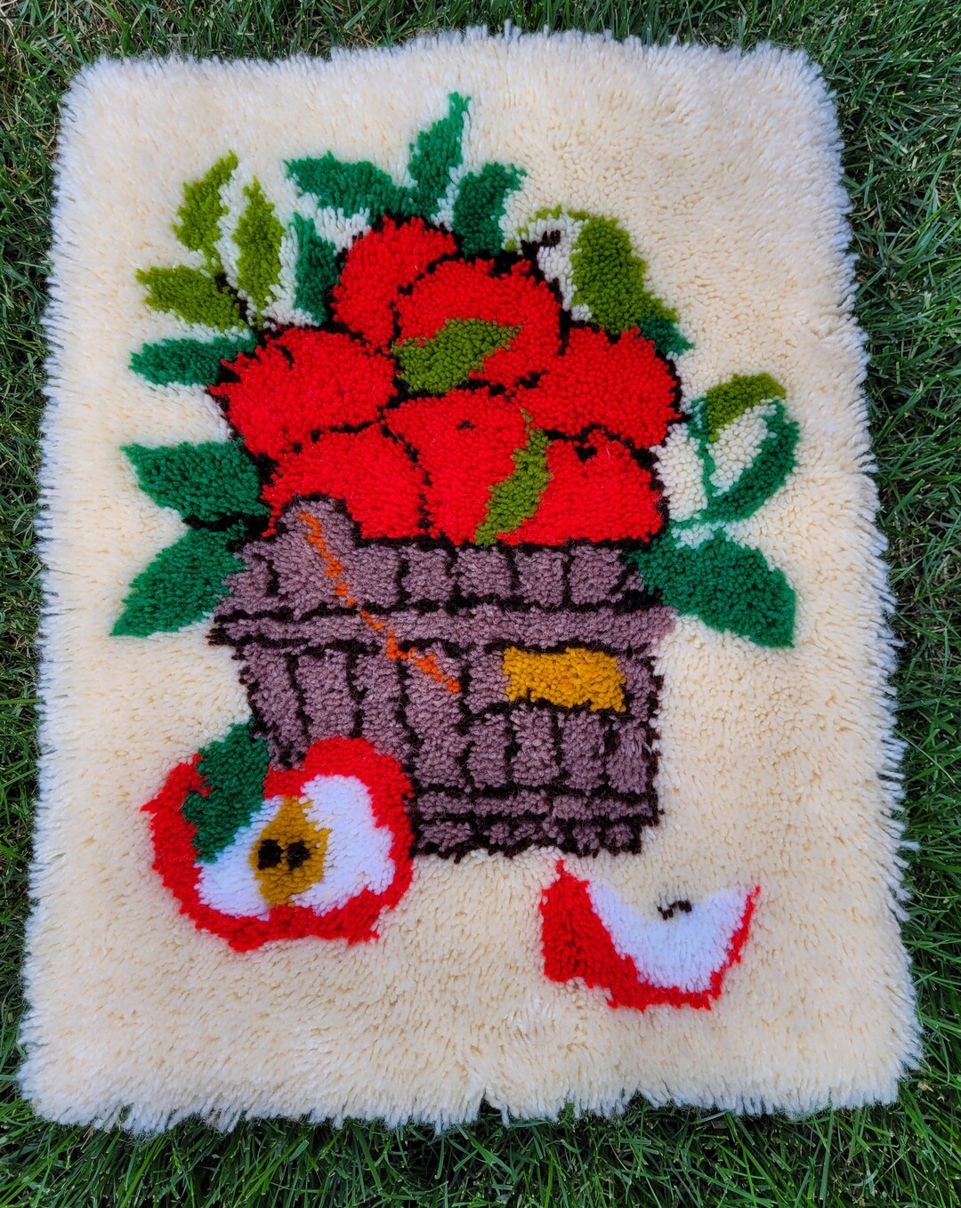 Vintage Latch Hook Wall Hanging - Vintage Kitchen Decor Basket of ...