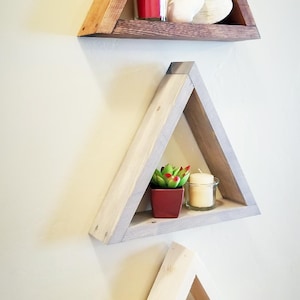 Triangle Floating Shelves (3 Pack) Modern Triangle Hanging Shelf ...