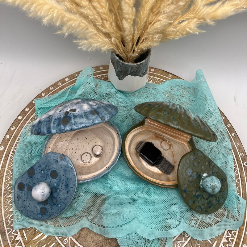 Shell Velvet Box - Etsy