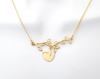 Sloth necklace | Etsy