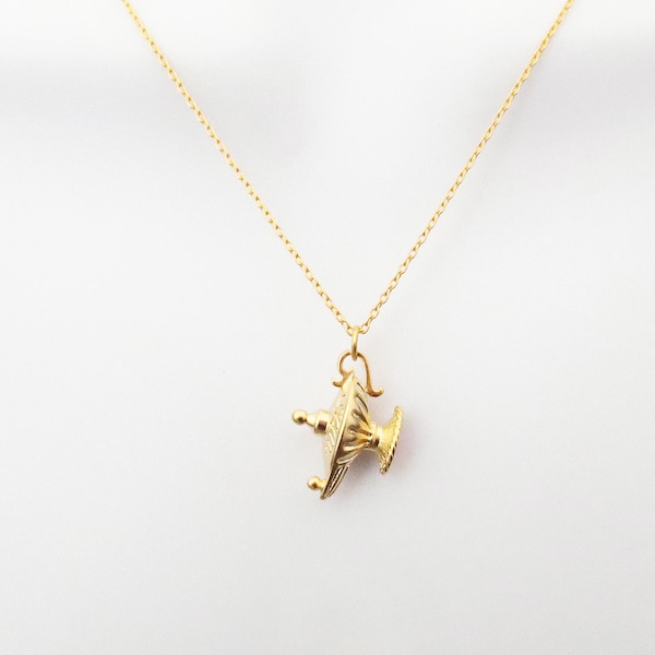 Genie Necklace - Etsy