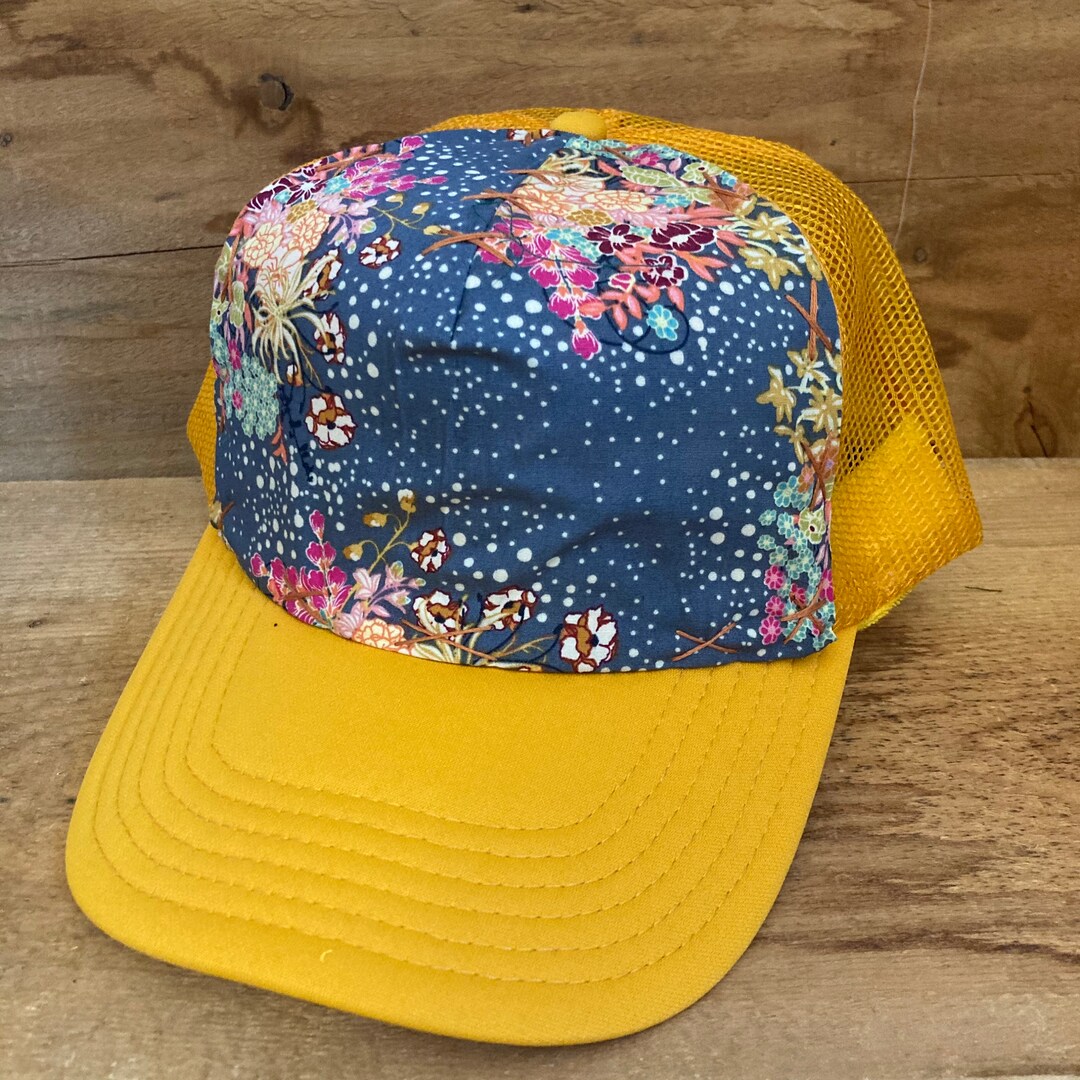 Floral Burst Large Blowfish Designs Adult Trucker Hat - Etsy