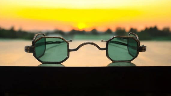 1863 Victorian Civil War Era Gamblers Sun Glasses Eme… - Gem