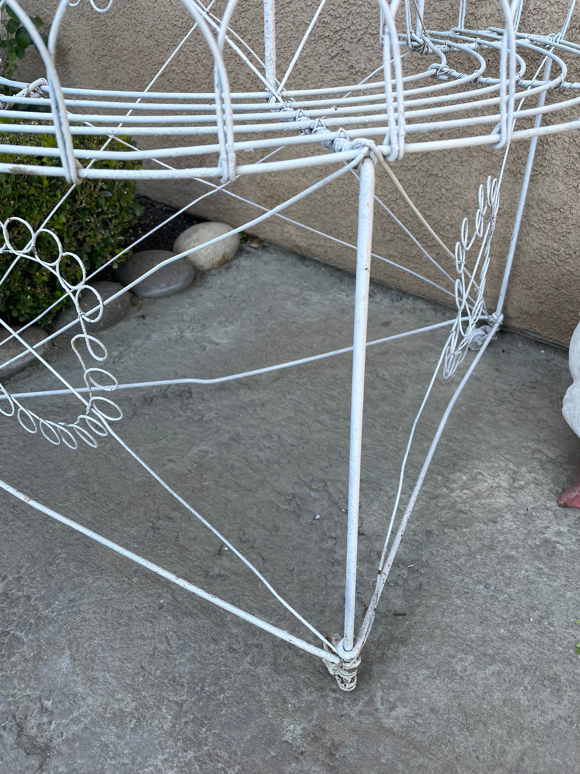 Antique/vintage Garden Wire Plant Stand “no Shipping” - Etsy