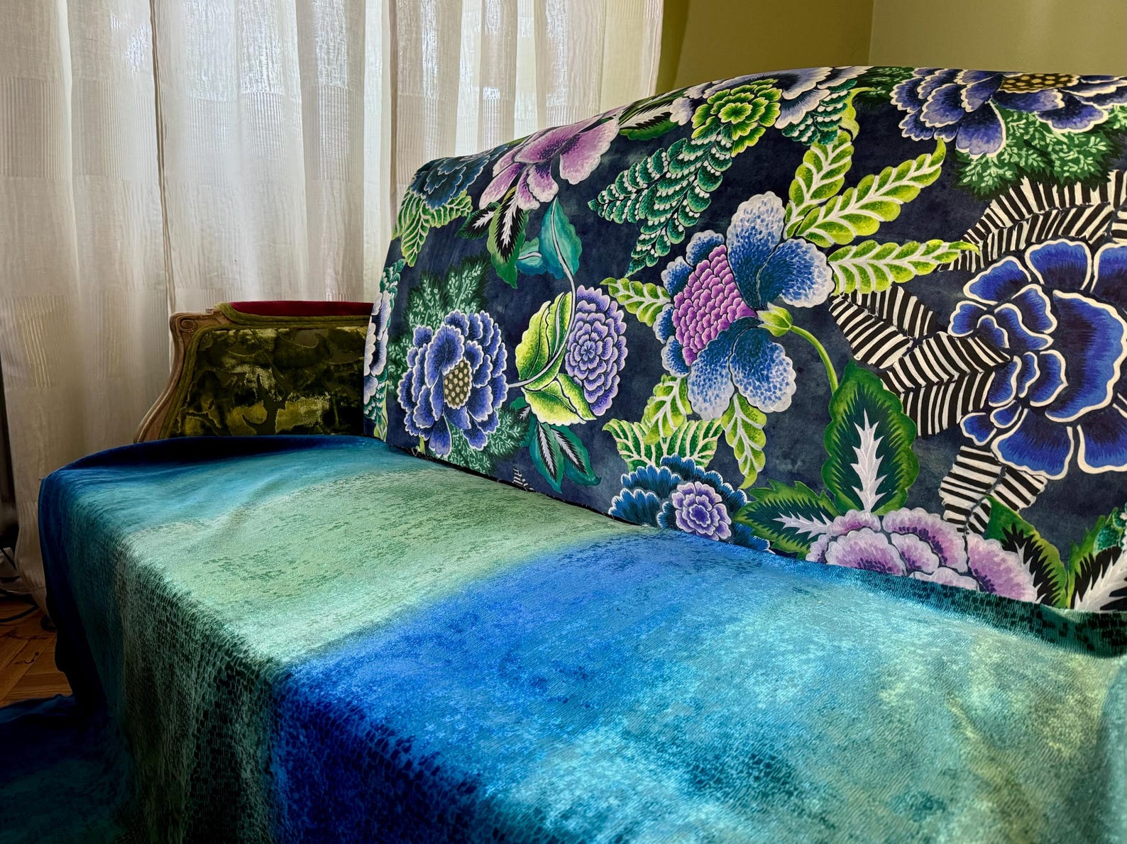 Designers Guild “rose De Damas- Indigo ” Printed Velvet - Upholstery ...