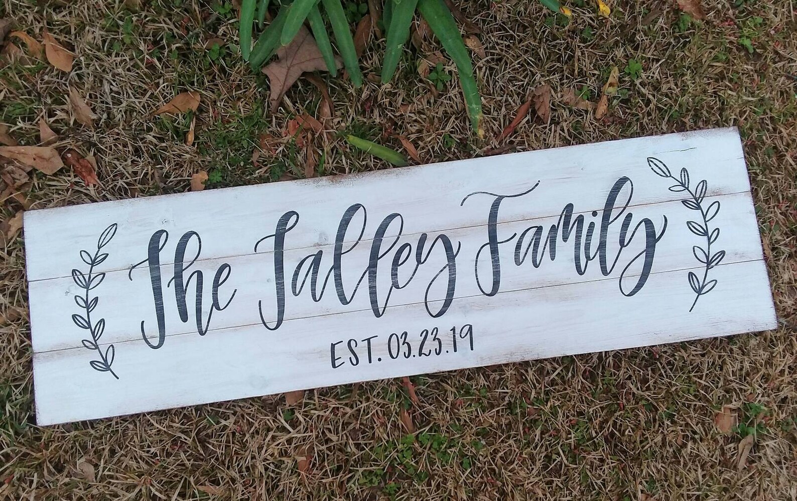 Extra Large Name Sign // Pallet Farmhouse Decor // Wood Sign | Etsy
