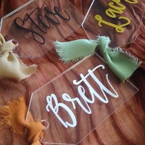 Acrylic Tag Place Cards for Wedding Reception // Seating Escort Cards ...