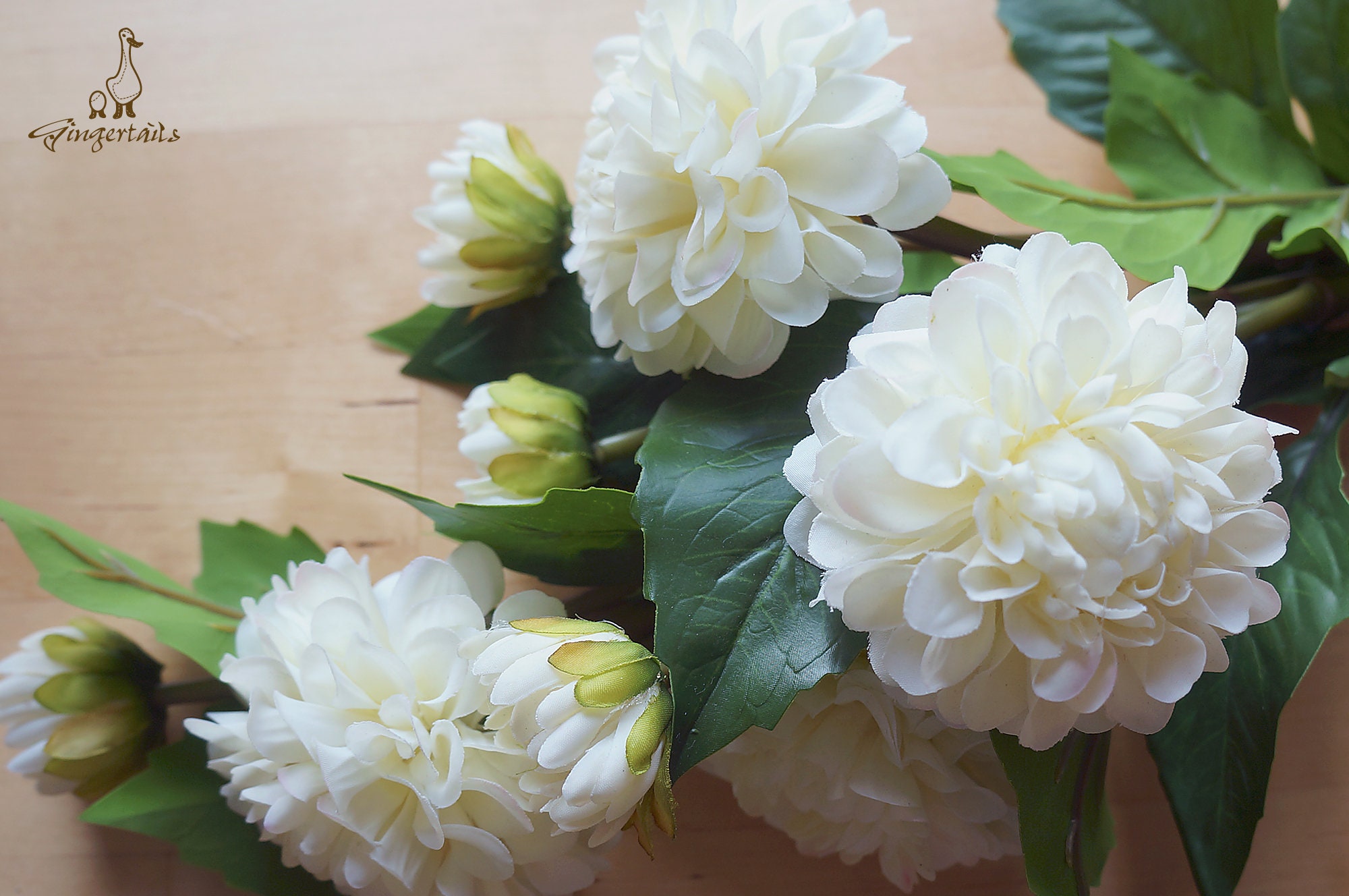 Mini Ivory Dahlias (FB0070-02) | Artificial Flower Table Runner ...