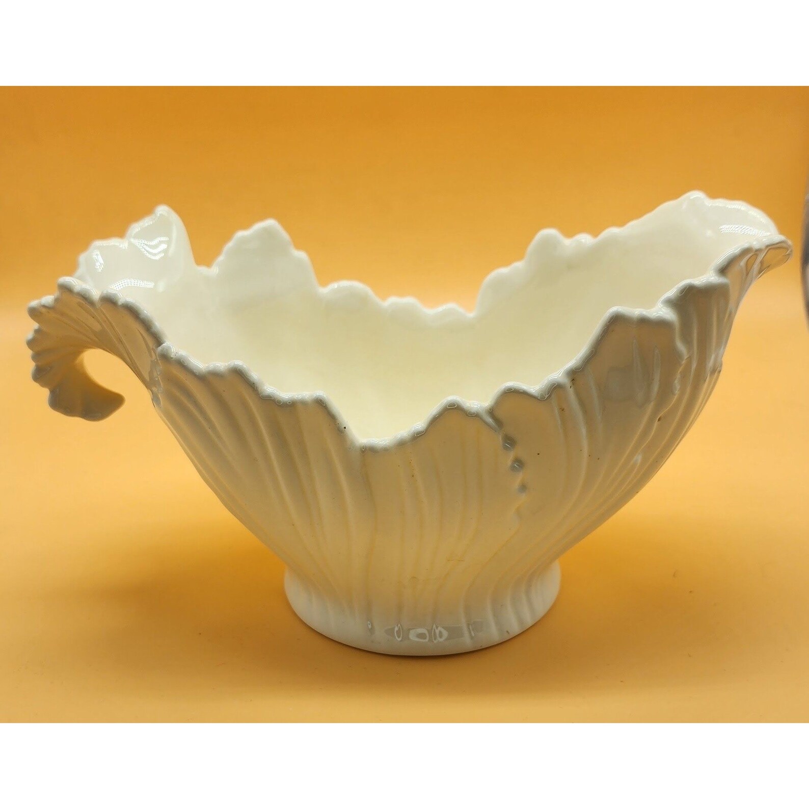 2009 Lenox Teleflora 75th Anniversary Leaf Design Ceramic Gravy Boat ...