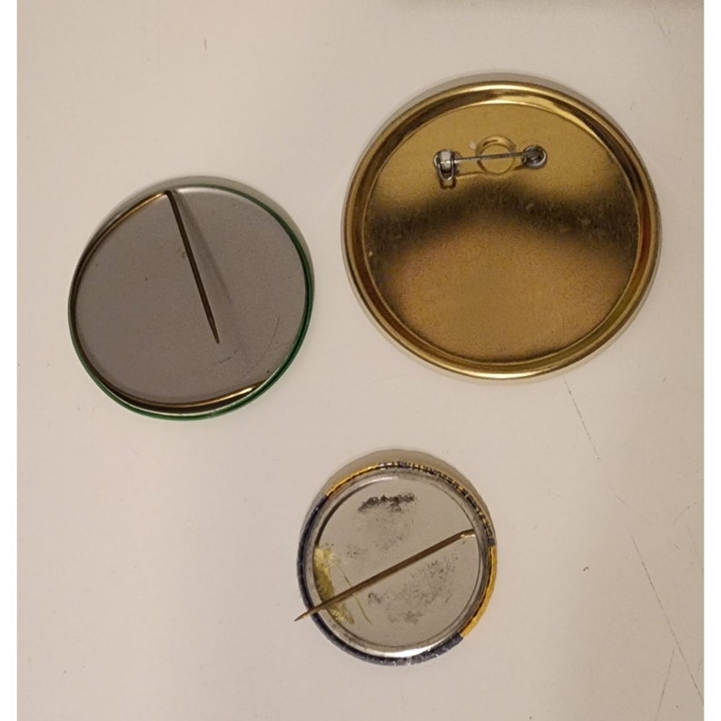 Vintage Notre Dame and Irish Pub Tin Pinback Buttons Set of 3 - Etsy