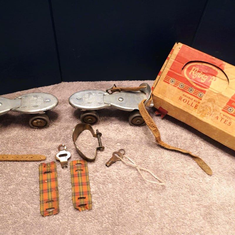 Vintage Roller Skates With a Key - Etsy