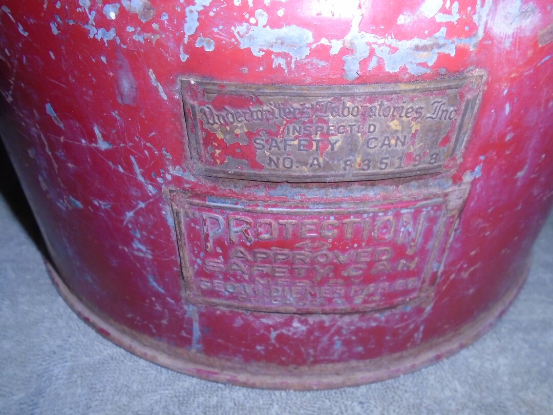 Vintage Gas Can, Geo W Deiner Mfg Gas Can, 2 Gallon Metal Gas Can - Etsy