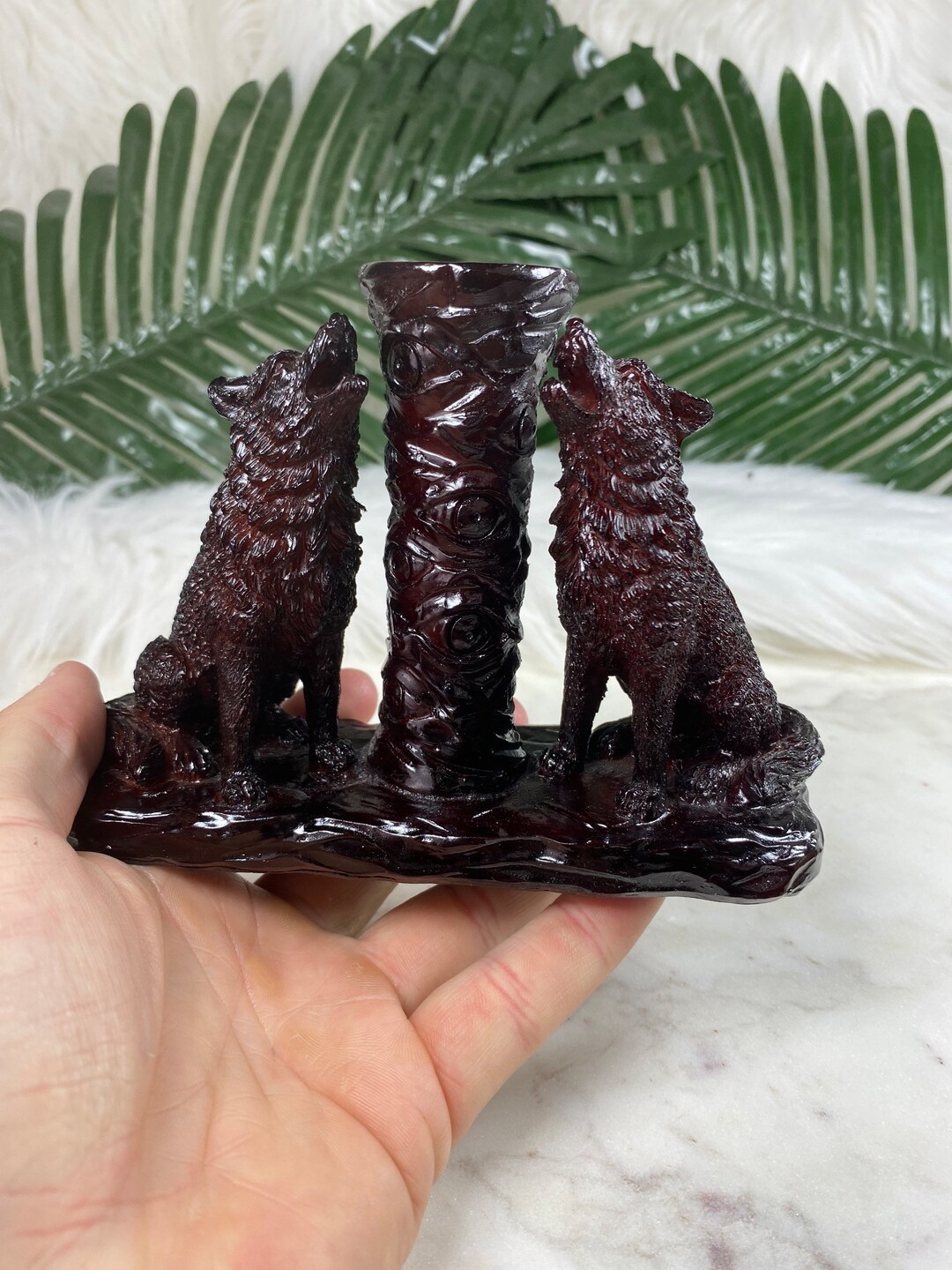 Brown Wolf Sphere Stand // Wolfs Howling - Etsy