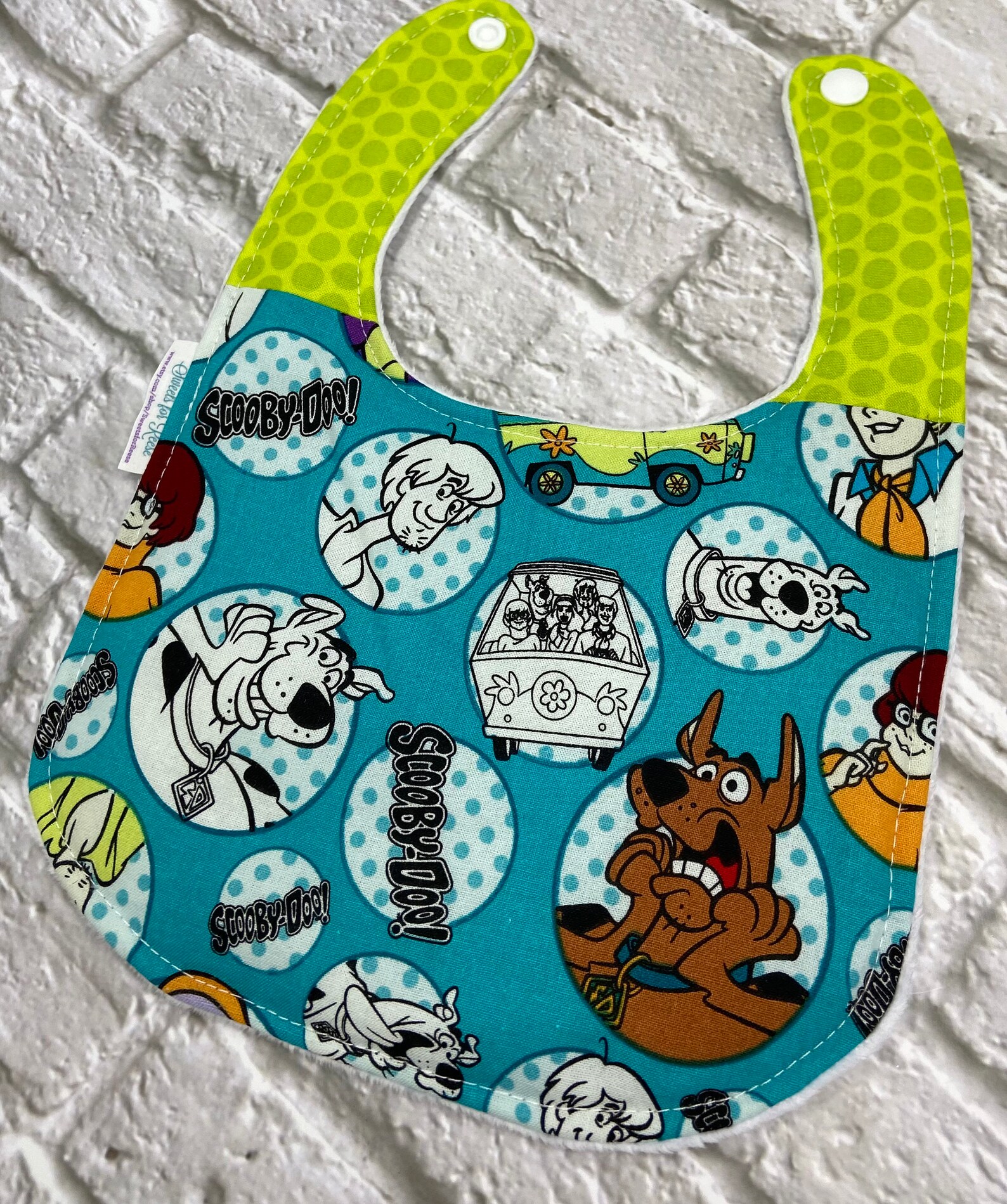 Scooby Doo Burp Cloth and Bib Set - Etsy
