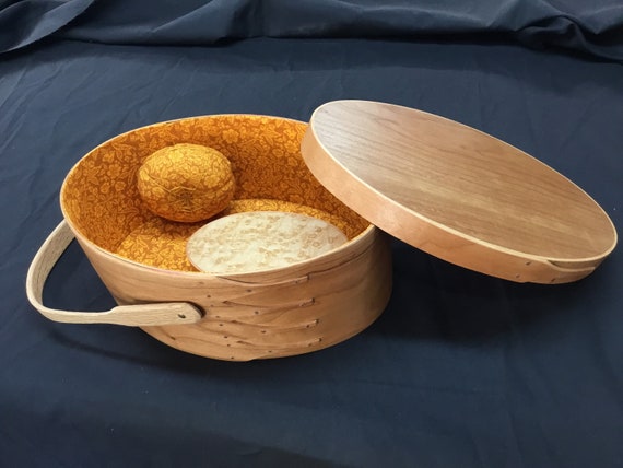 Handcrafted Shaker Lidded Swing Handle Cherry Sewing Box | Etsy