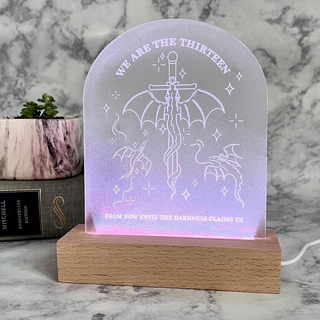 Throne of Glass LED Light: 'we Are the Thirteen' Bookshelf Decor - Etsy